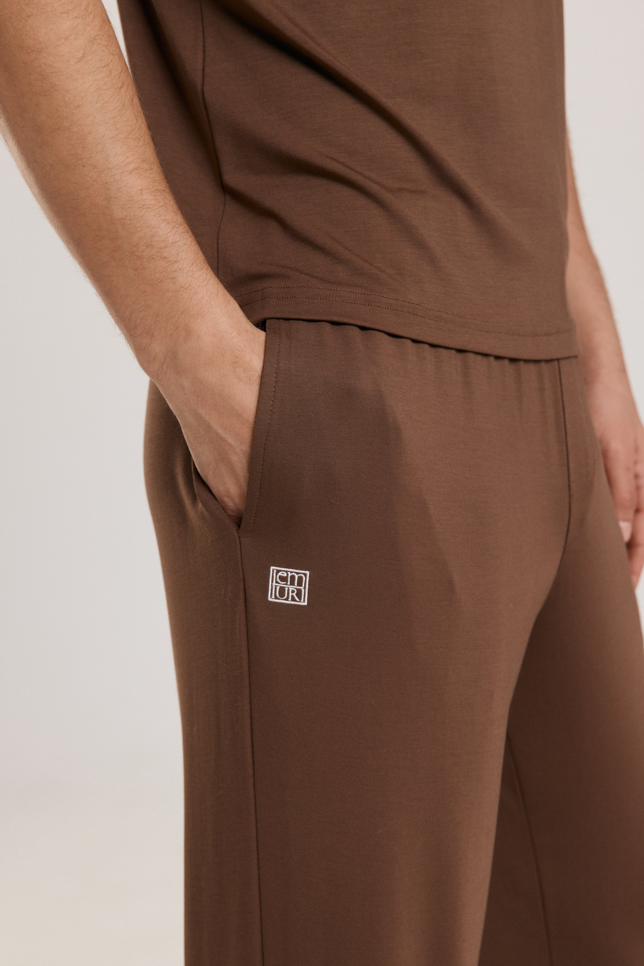 Adam Pants – Lemiuri